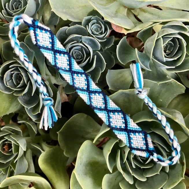 Normal pattern #25734 | BraceletBook