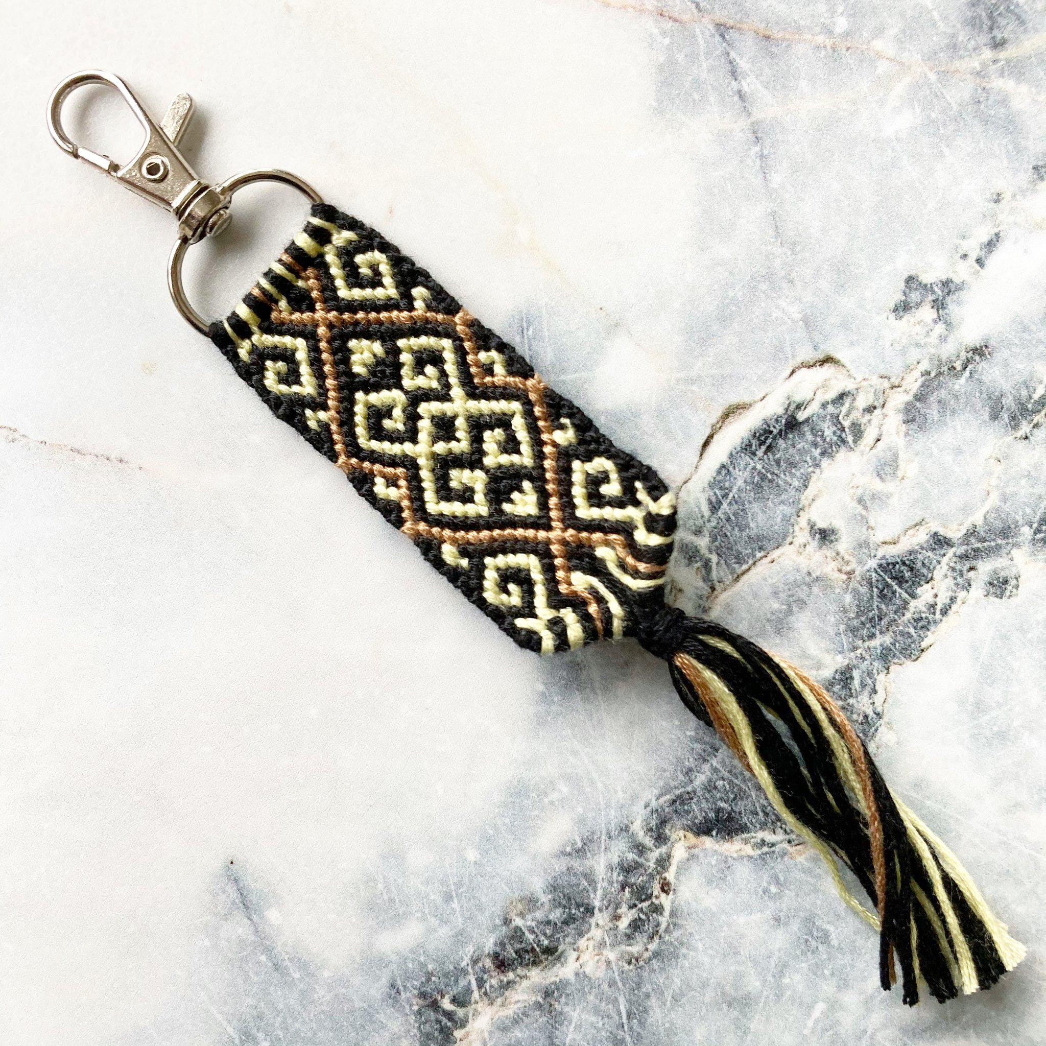 Normal pattern #59116 | BraceletBook