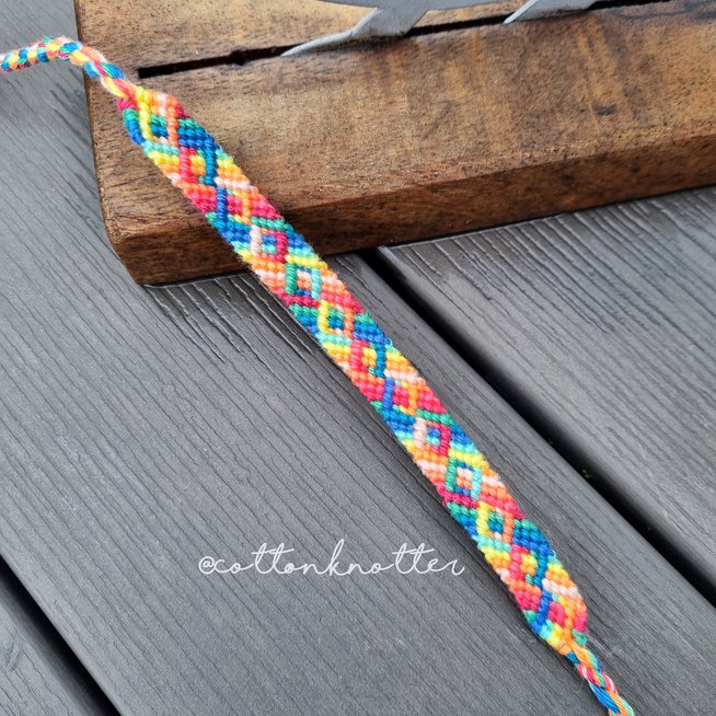 Normal pattern #128511 | BraceletBook