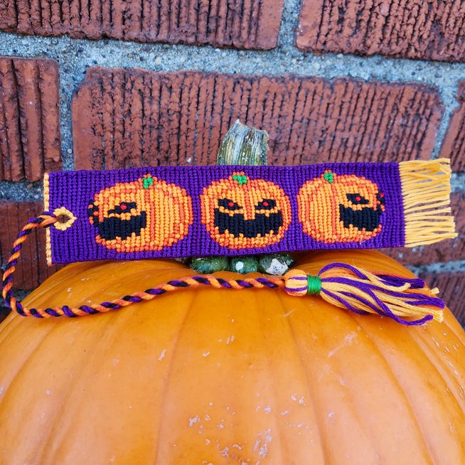 Alpha pattern #20224 | BraceletBook