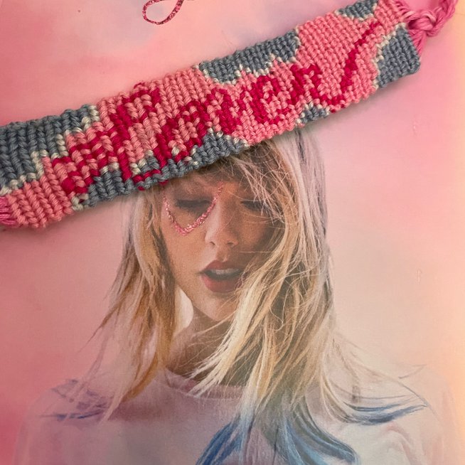 Alpha pattern #146246 | BraceletBook