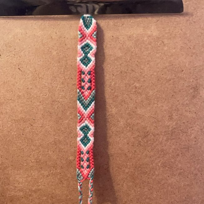 Photos of #28009 page 2 | BraceletBook