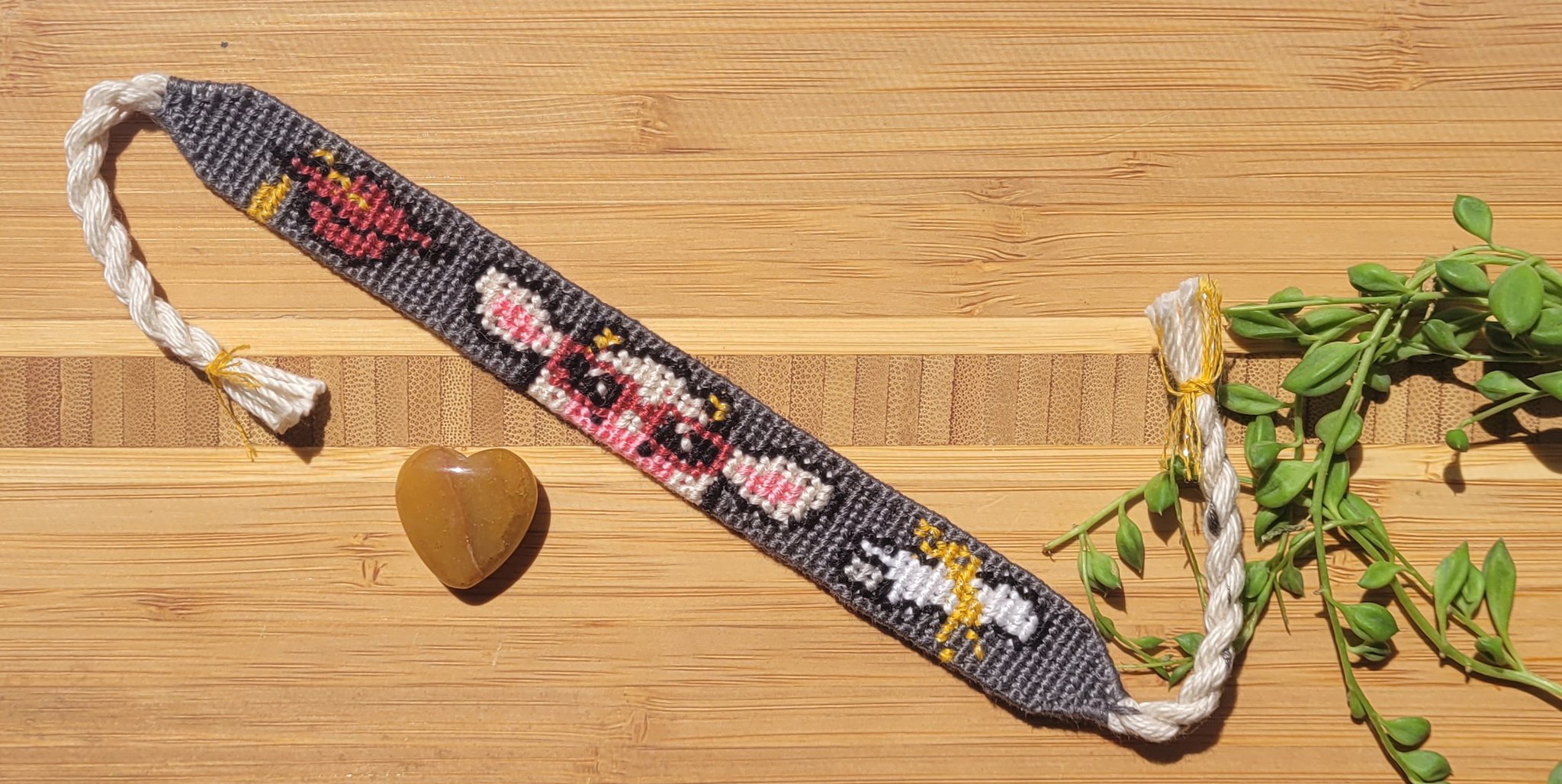 Alpha pattern #142032 | BraceletBook