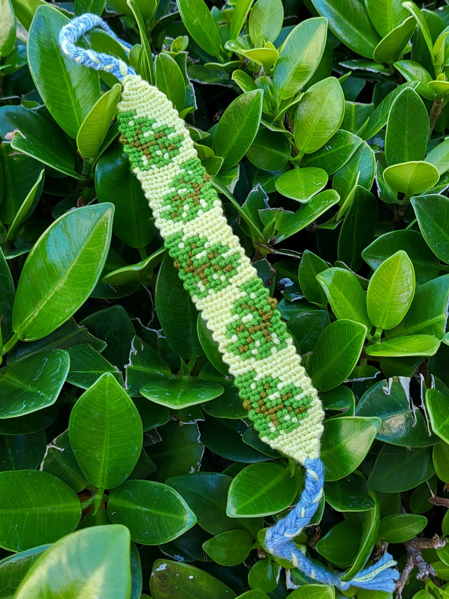 Alpha pattern #57405 | BraceletBook