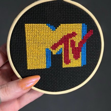 Alpha pattern #8875 | BraceletBook