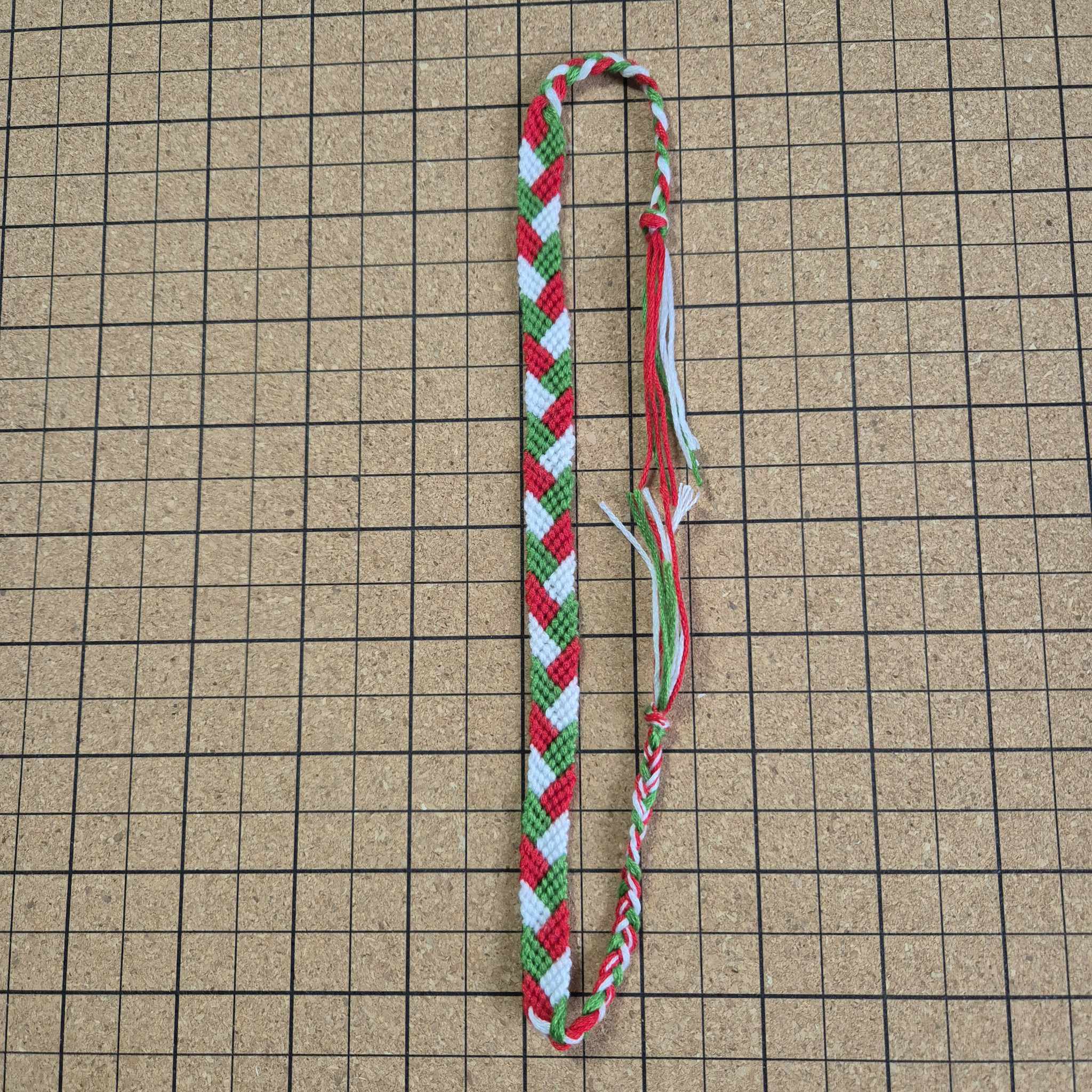 Normal pattern #117 | BraceletBook