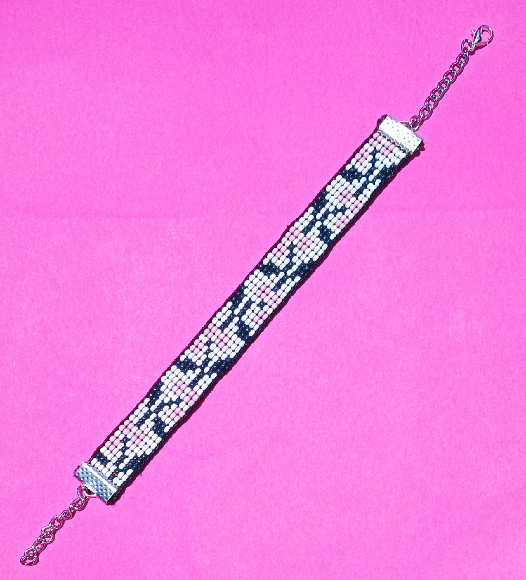 Alpha pattern #169075 | BraceletBook