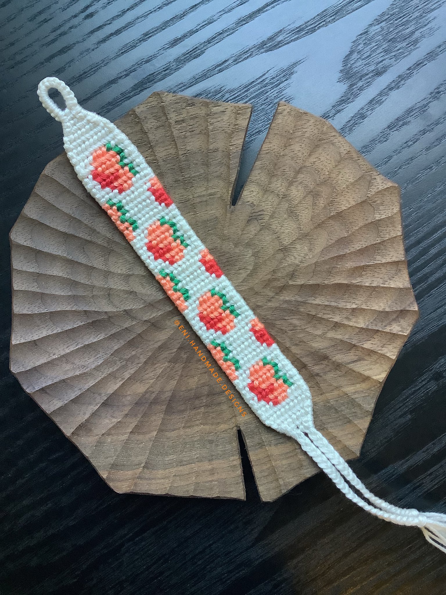 Alpha pattern #77558 | BraceletBook