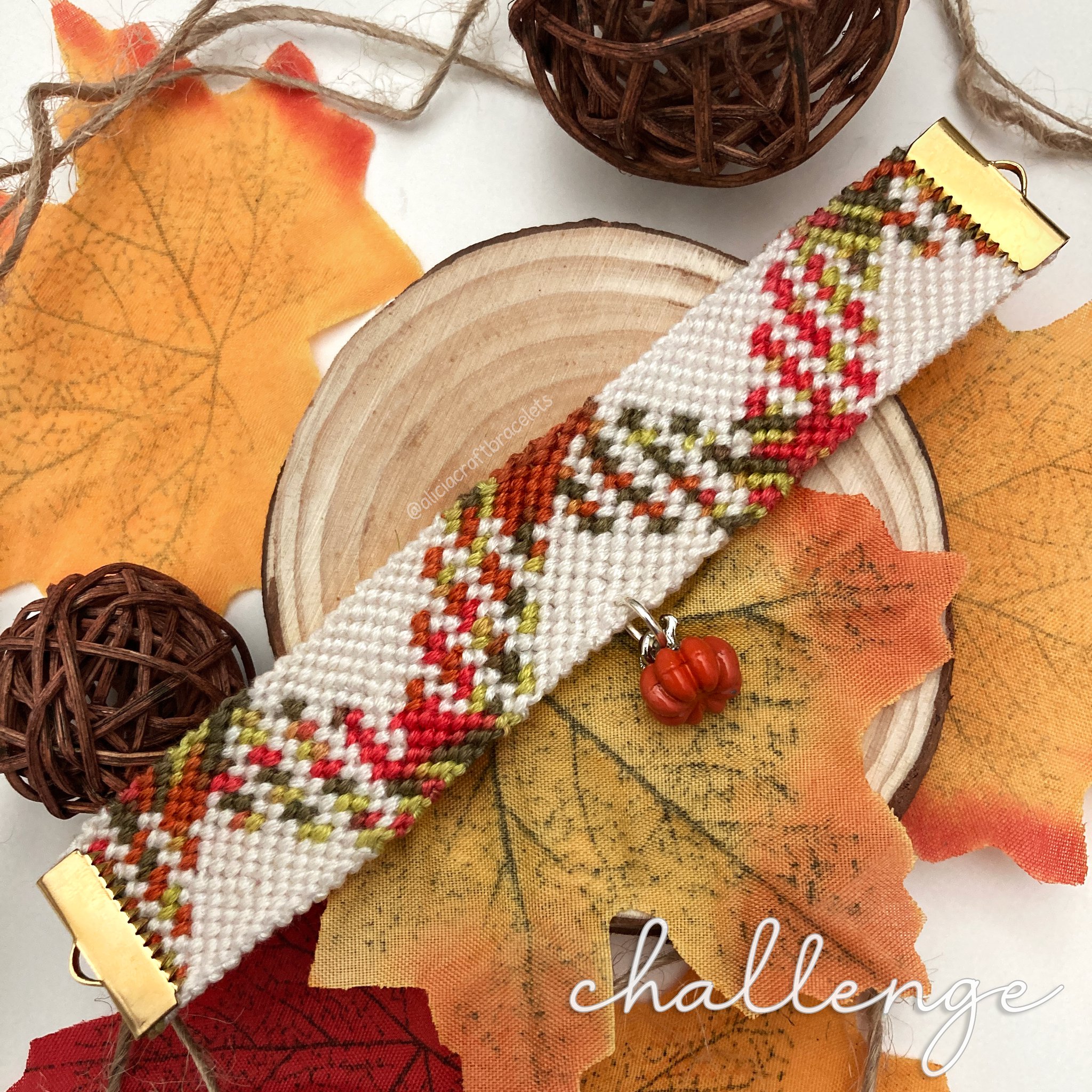 Normal pattern #769 | BraceletBook