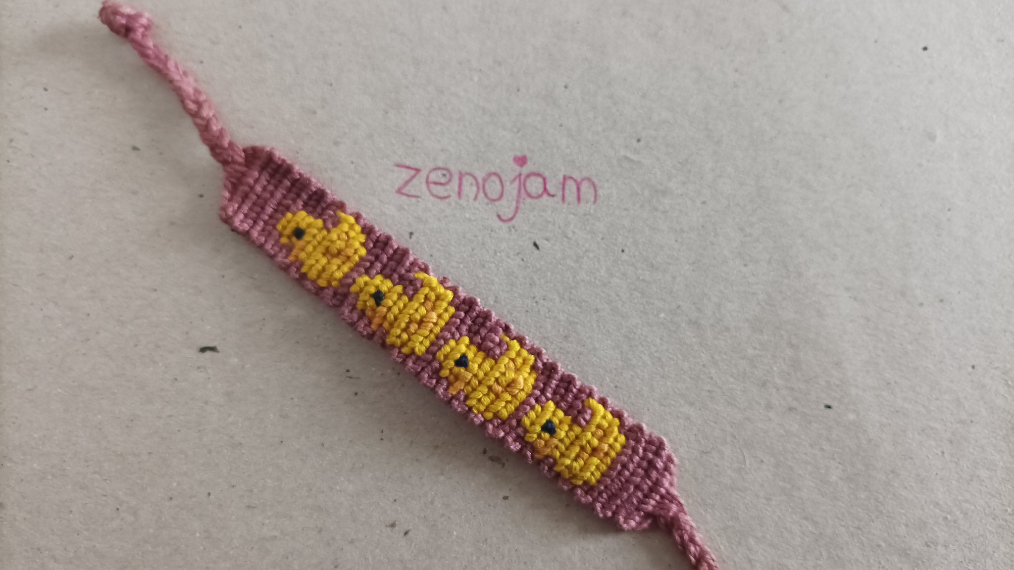 Alpha pattern #25504 | BraceletBook