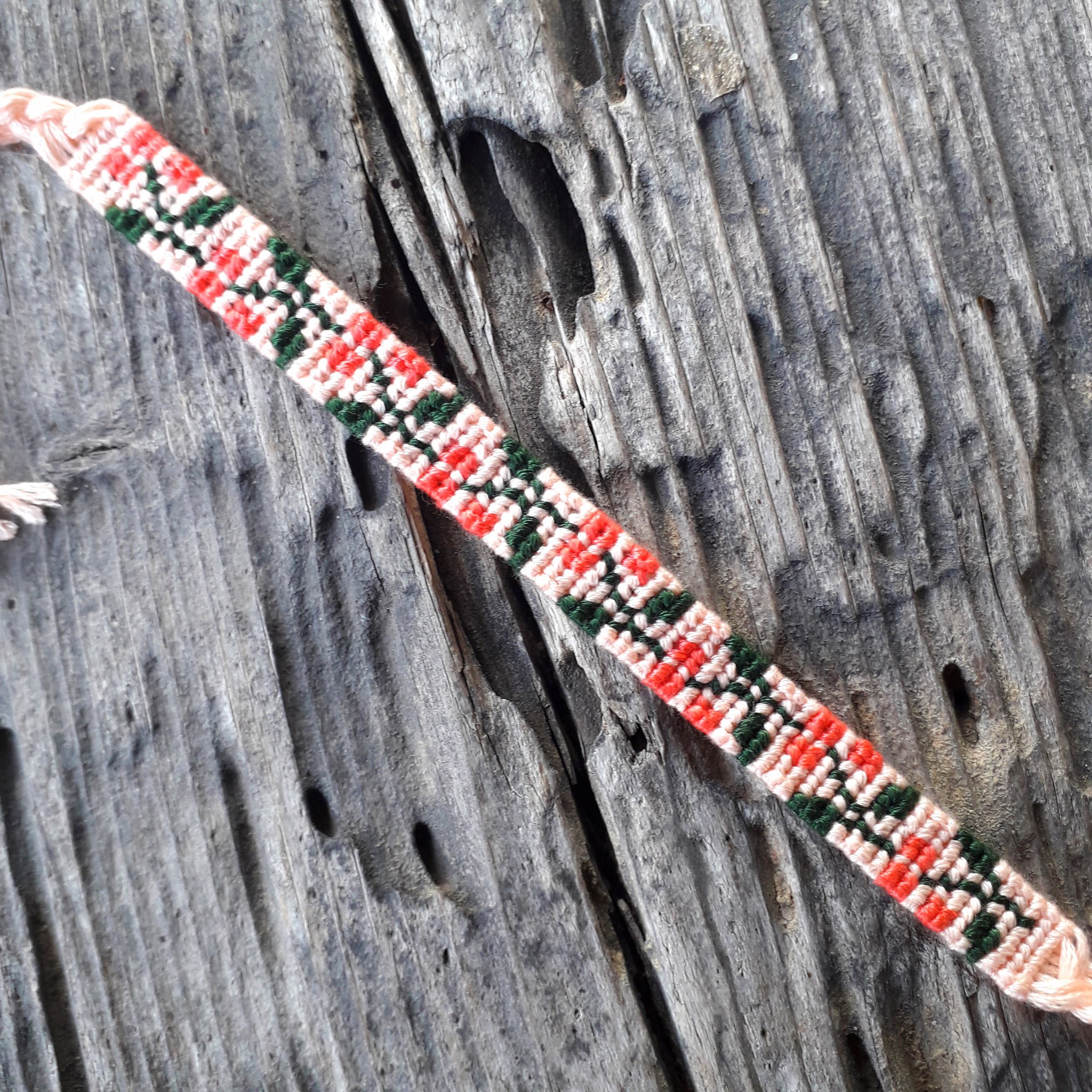 Alpha pattern #169075 | BraceletBook