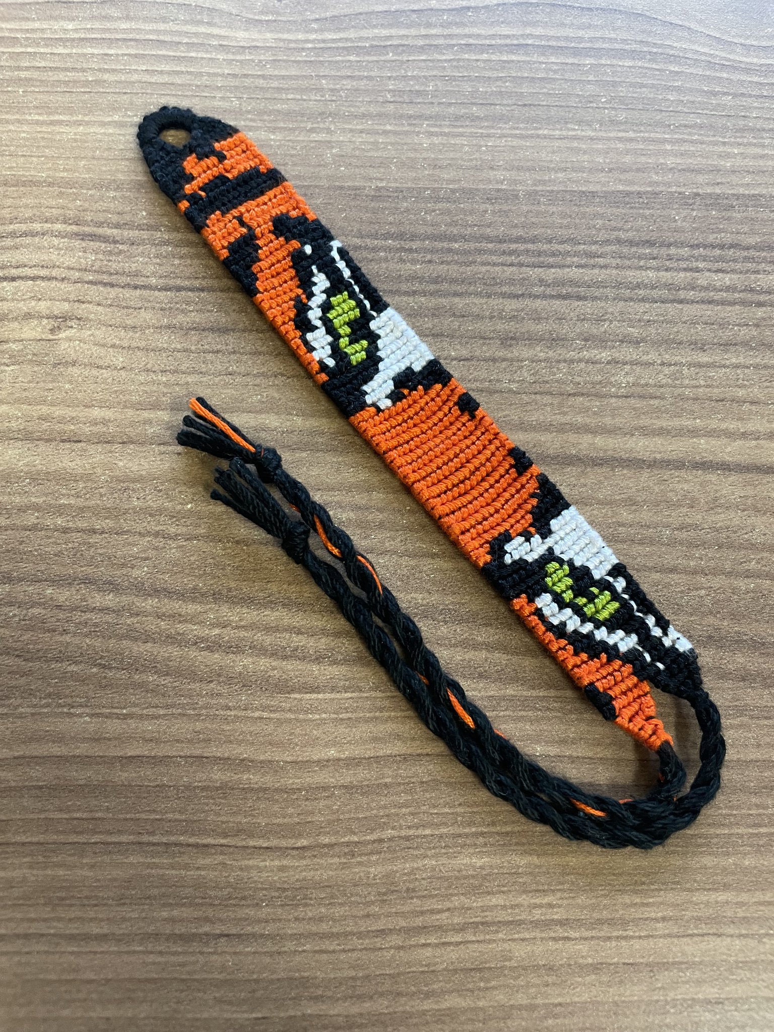 tiger print bracelet pattern