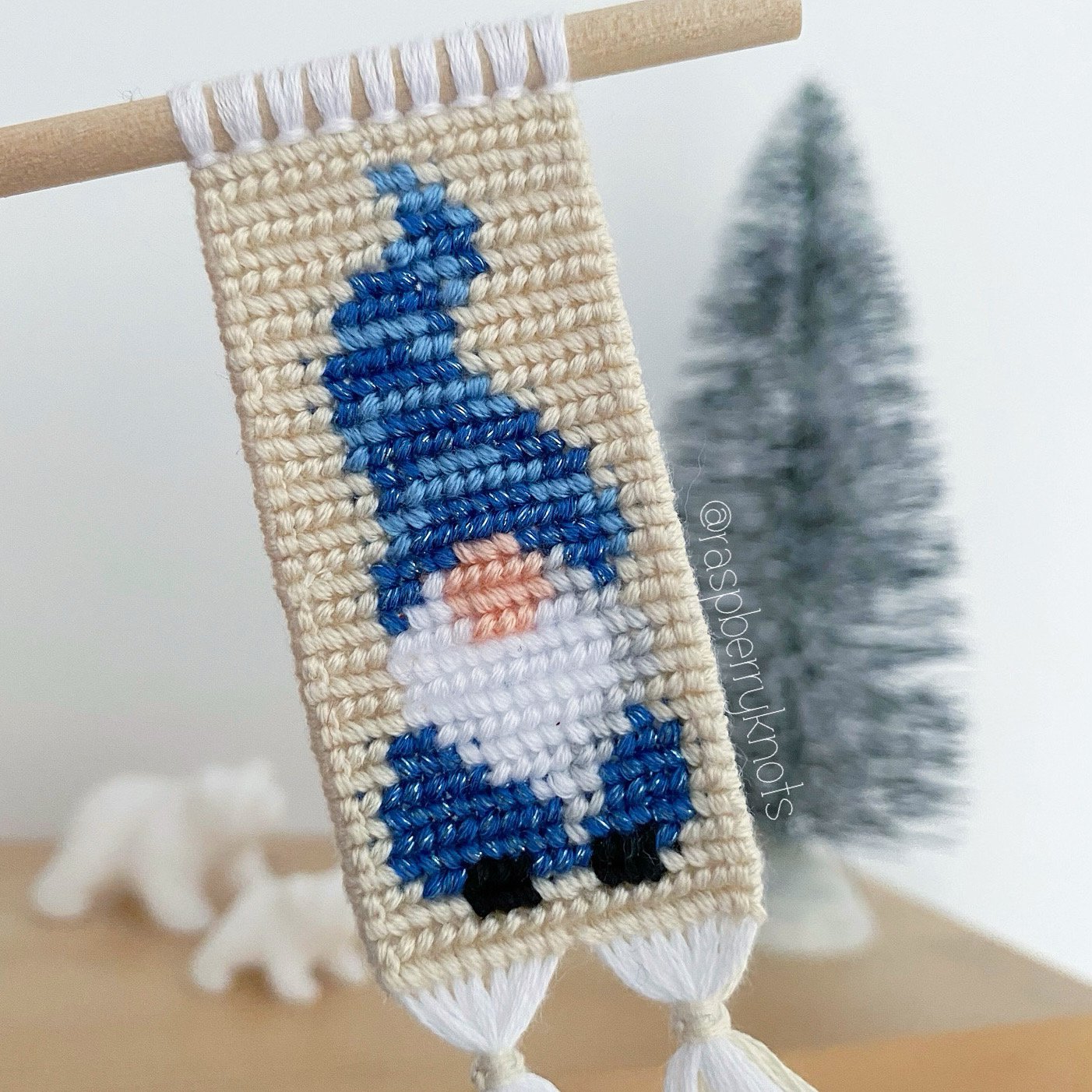 Alpha pattern #63168 | BraceletBook