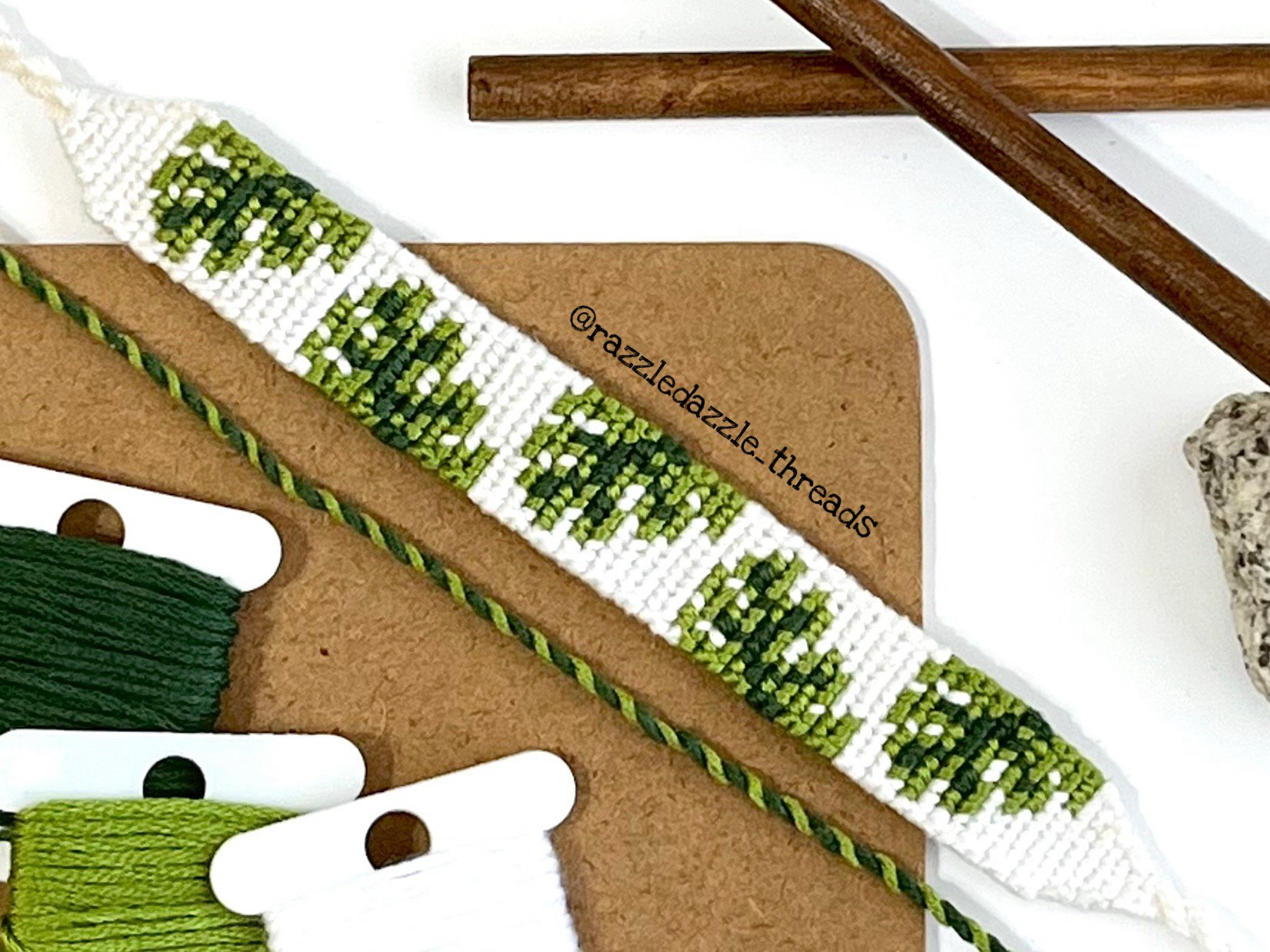 Alpha pattern #57405 | BraceletBook