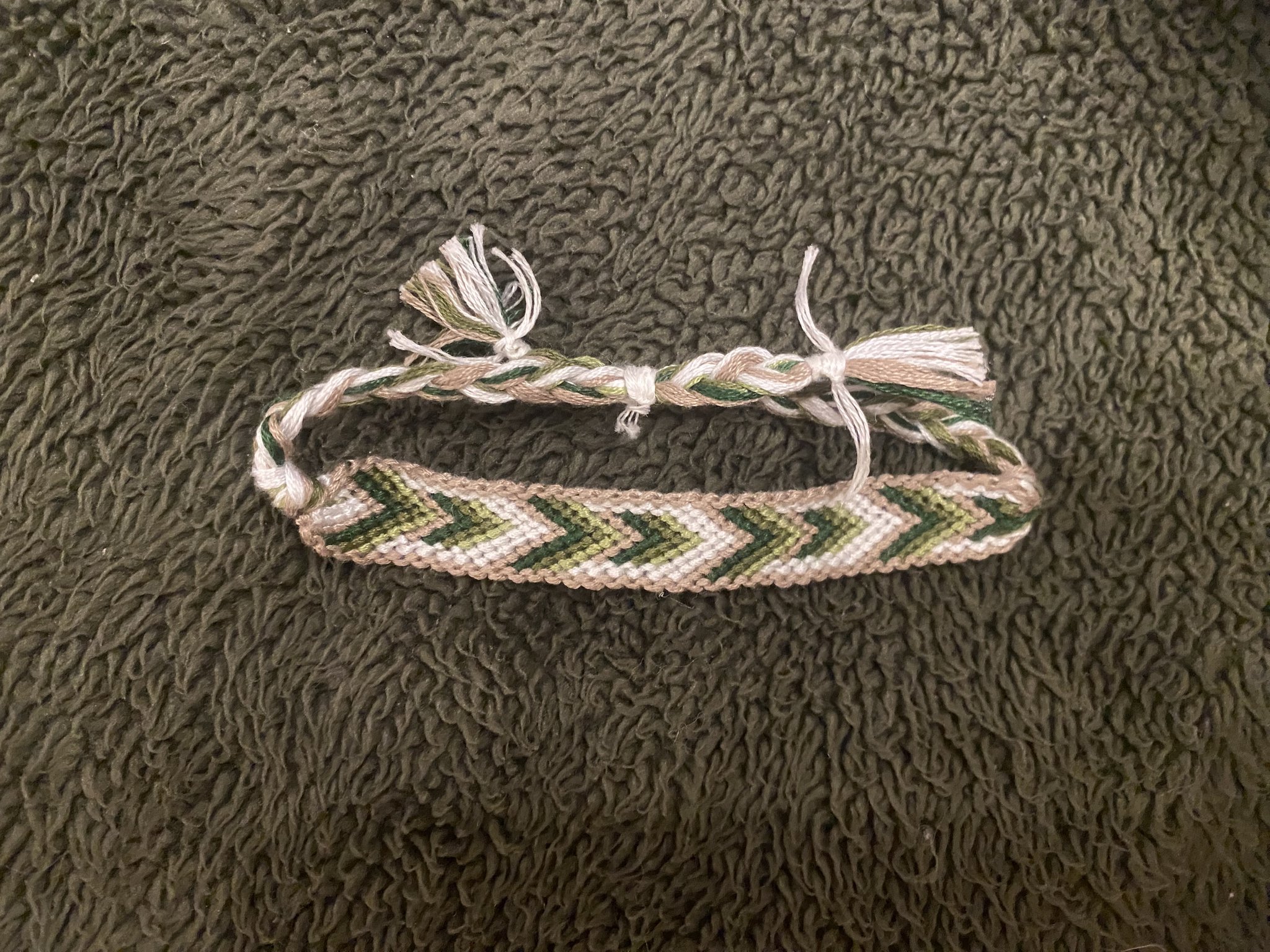 Normal pattern #178523 variation #382800 | BraceletBook