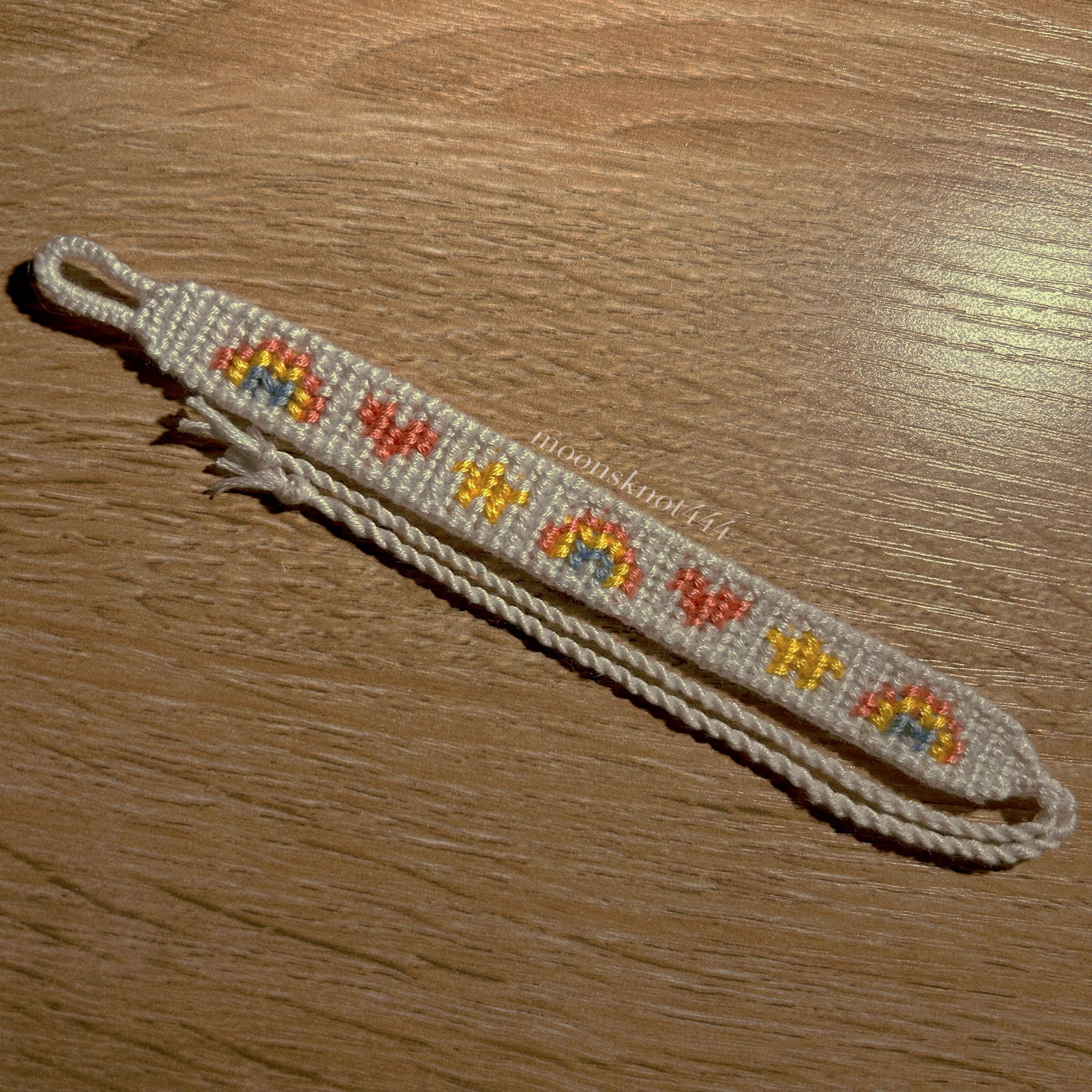 Alpha pattern #48856 | BraceletBook