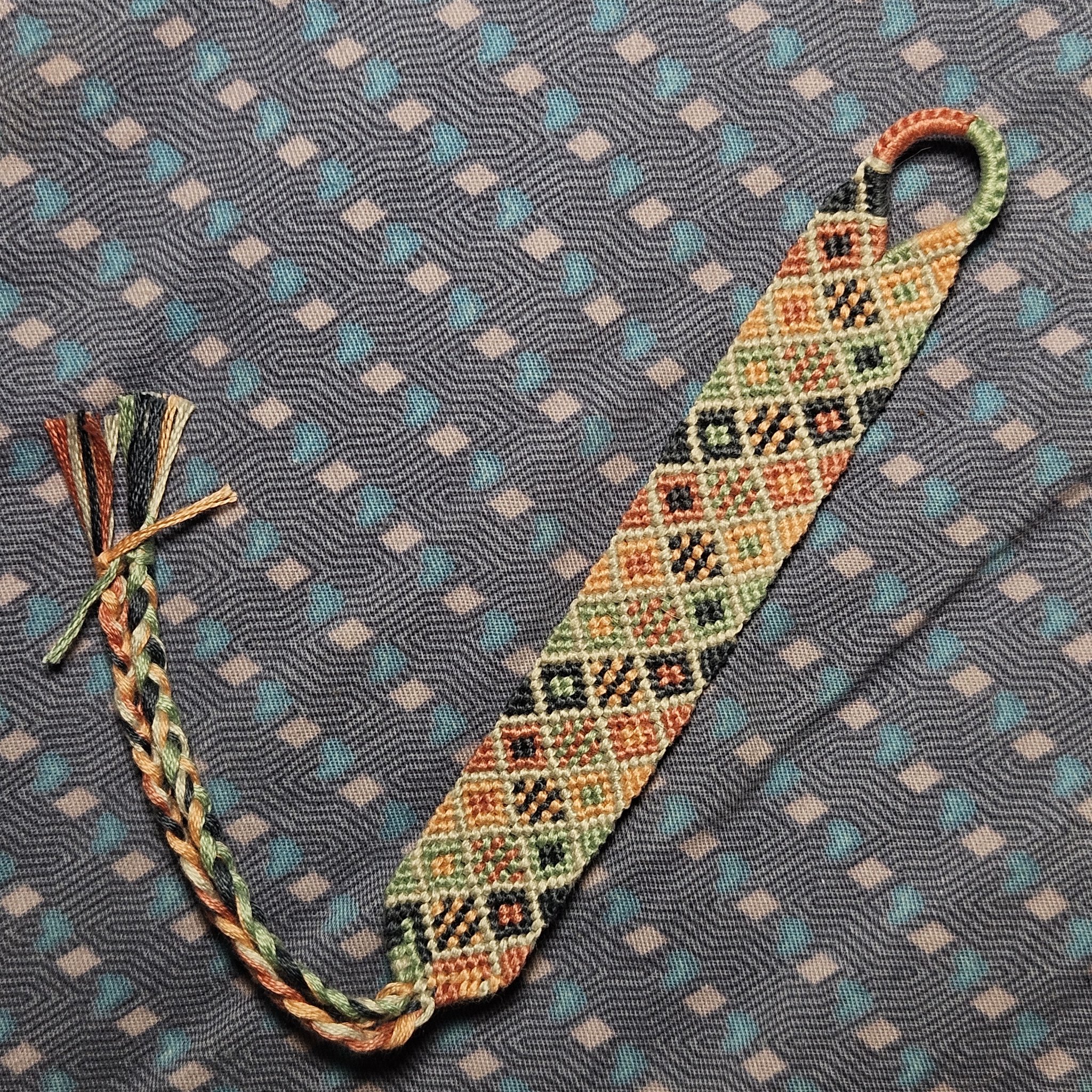 Normal pattern #126520 | BraceletBook