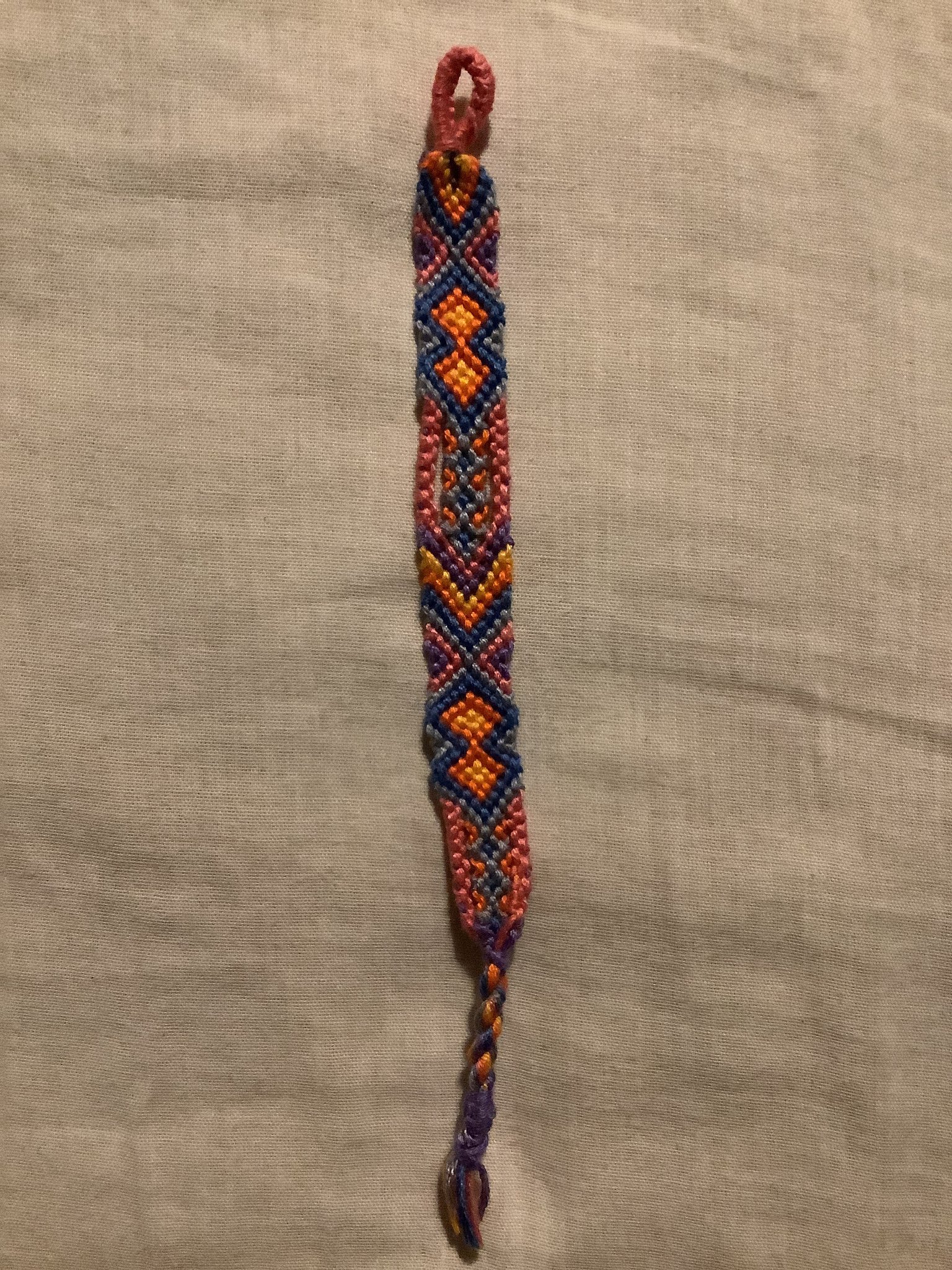 Photos of #28009 page 2 | BraceletBook