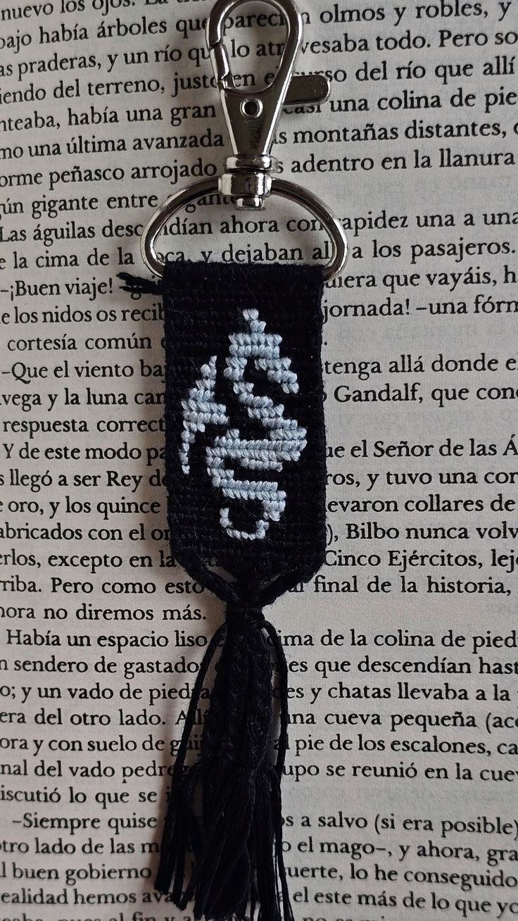 Alpha pattern #10363 | BraceletBook