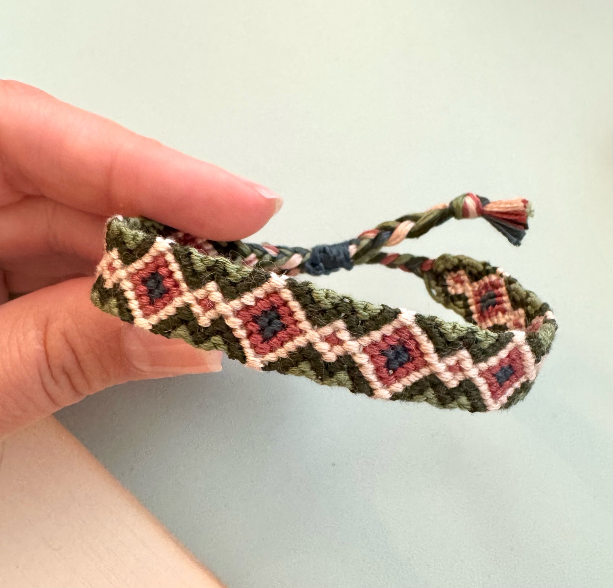 Normal pattern #10023 | BraceletBook