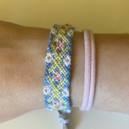 Normal pattern #145415 variation #279705 | BraceletBook