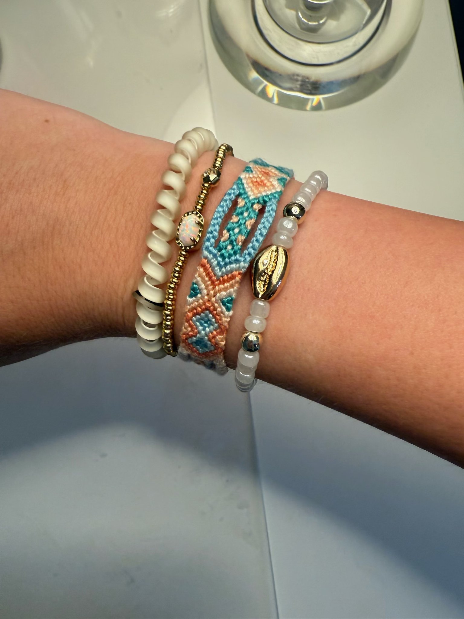 Photos of #28009 page 2 | BraceletBook