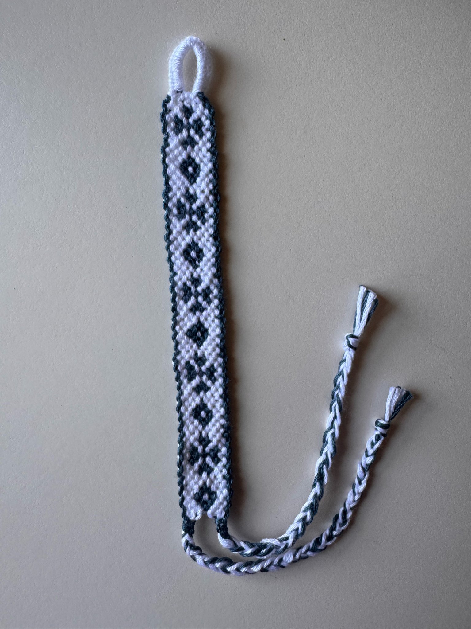 Normal pattern #32810 | BraceletBook