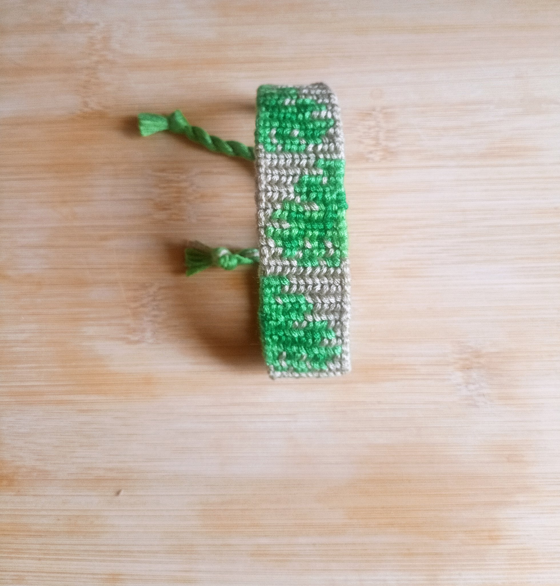 Alpha pattern #57405 | BraceletBook