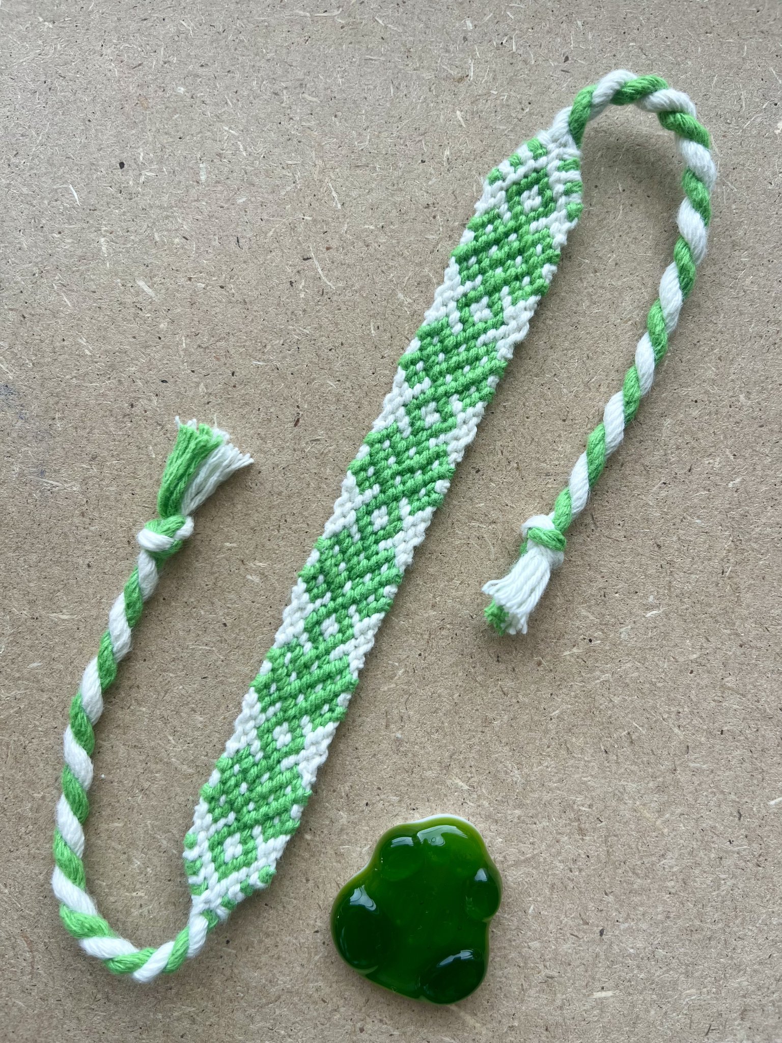 Normal pattern #16868 | BraceletBook