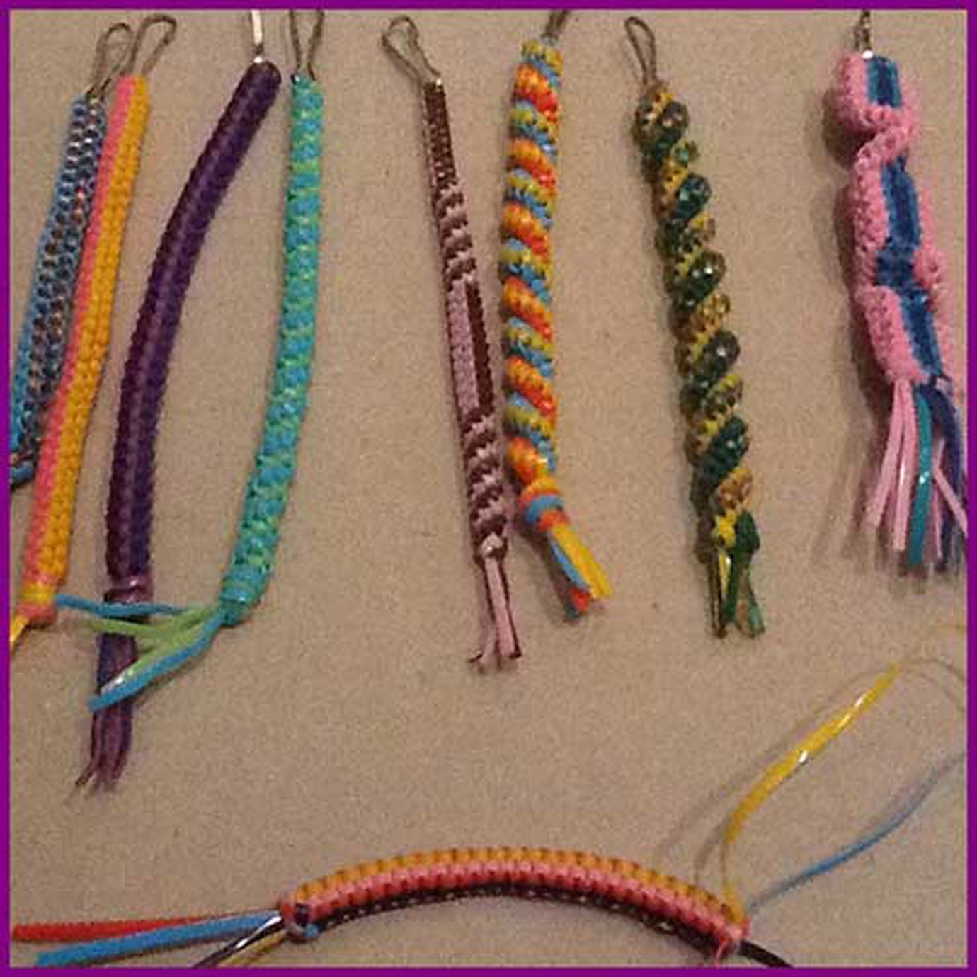 How to make a square knot boondoggle tutorial | BraceletBook