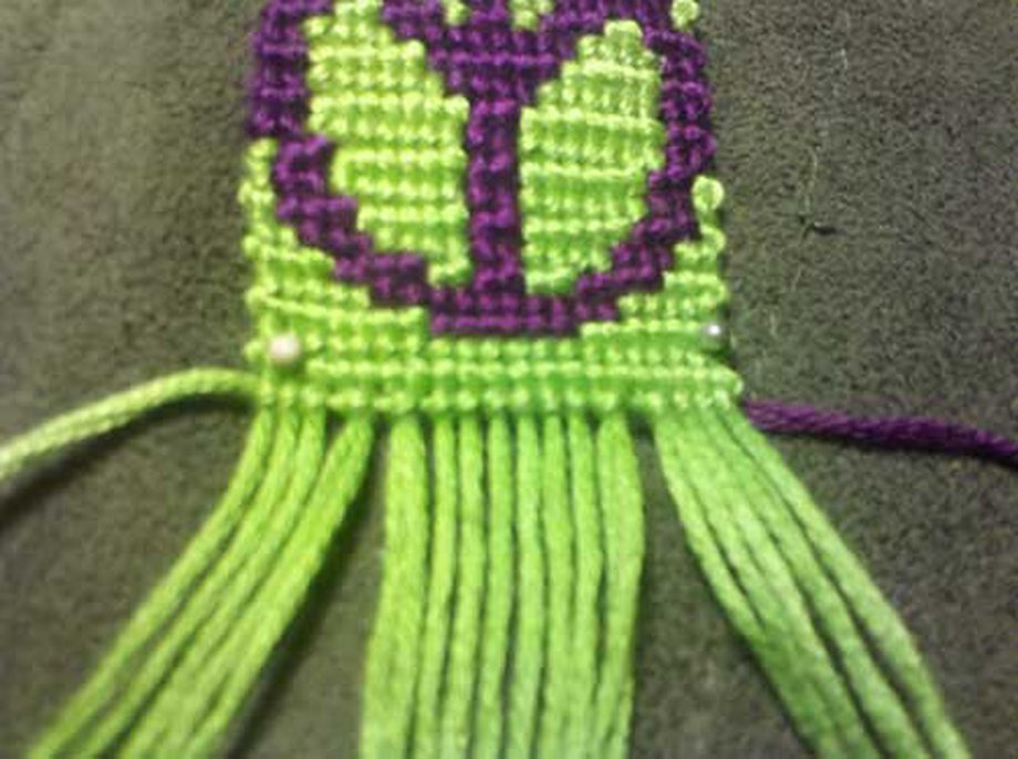 The reversible alpha keychain tutorial | BraceletBook