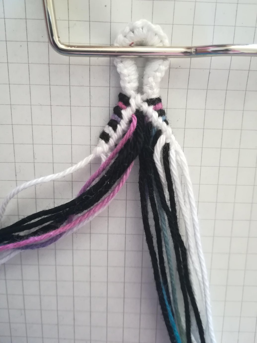 How to make triangle ends tutorial | BraceletBook