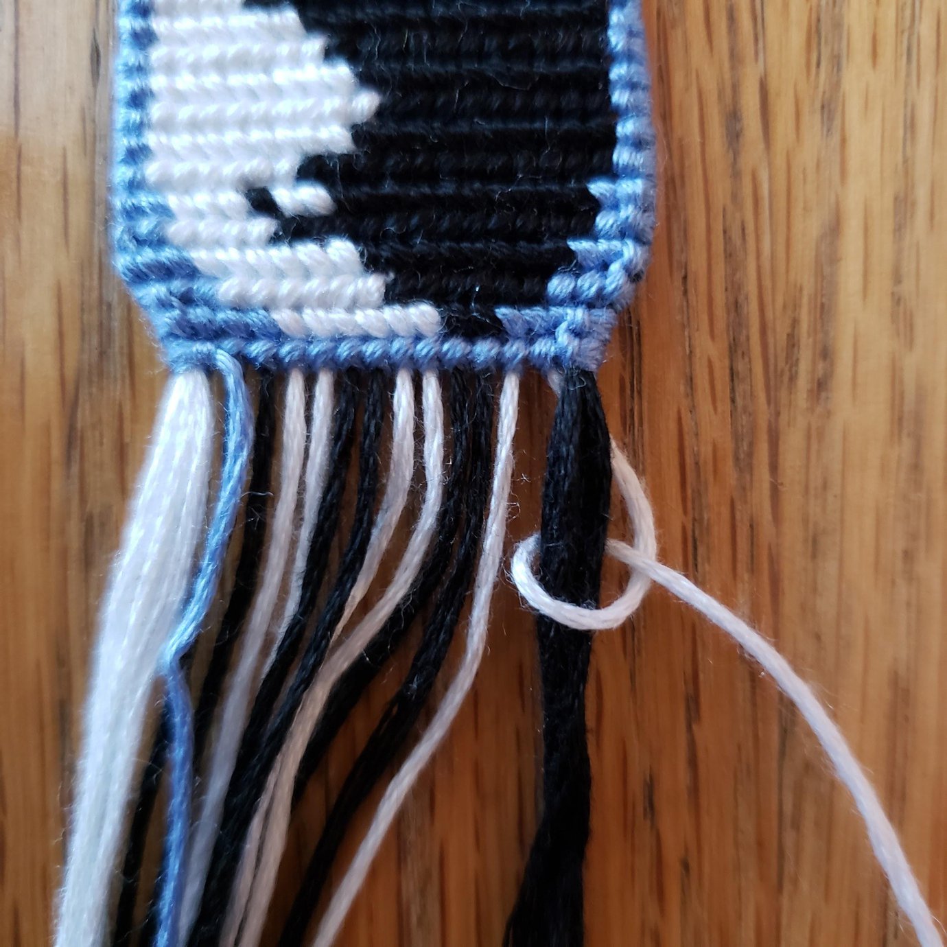 Shaped Keychain Tutorial tutorial | BraceletBook