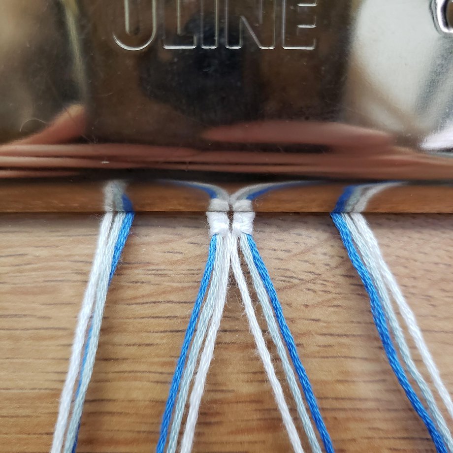 Double Daisy Chain Bracelet tutorial | BraceletBook