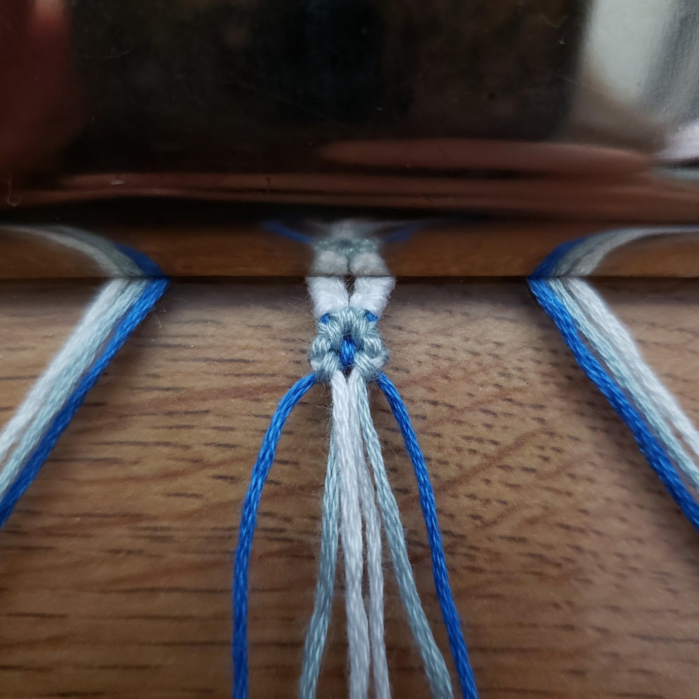Double Daisy Chain Bracelet tutorial | BraceletBook