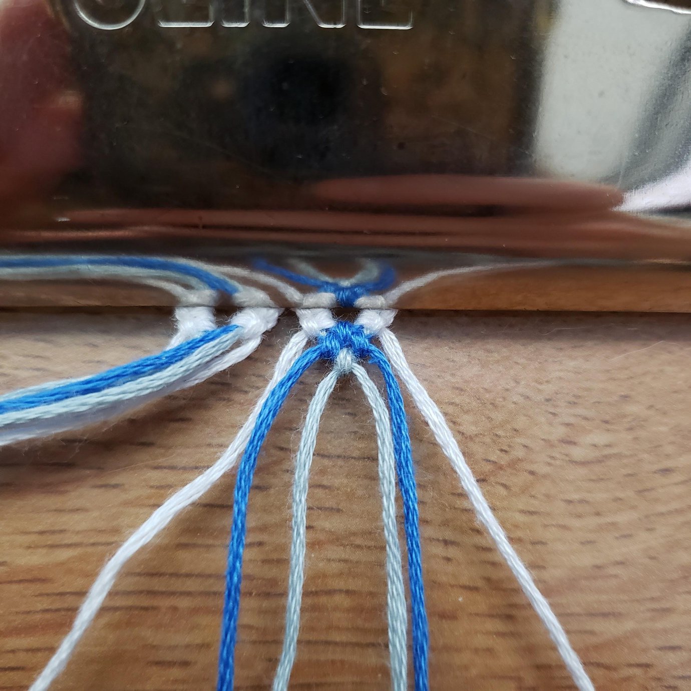 Double Daisy Chain Bracelet tutorial | BraceletBook