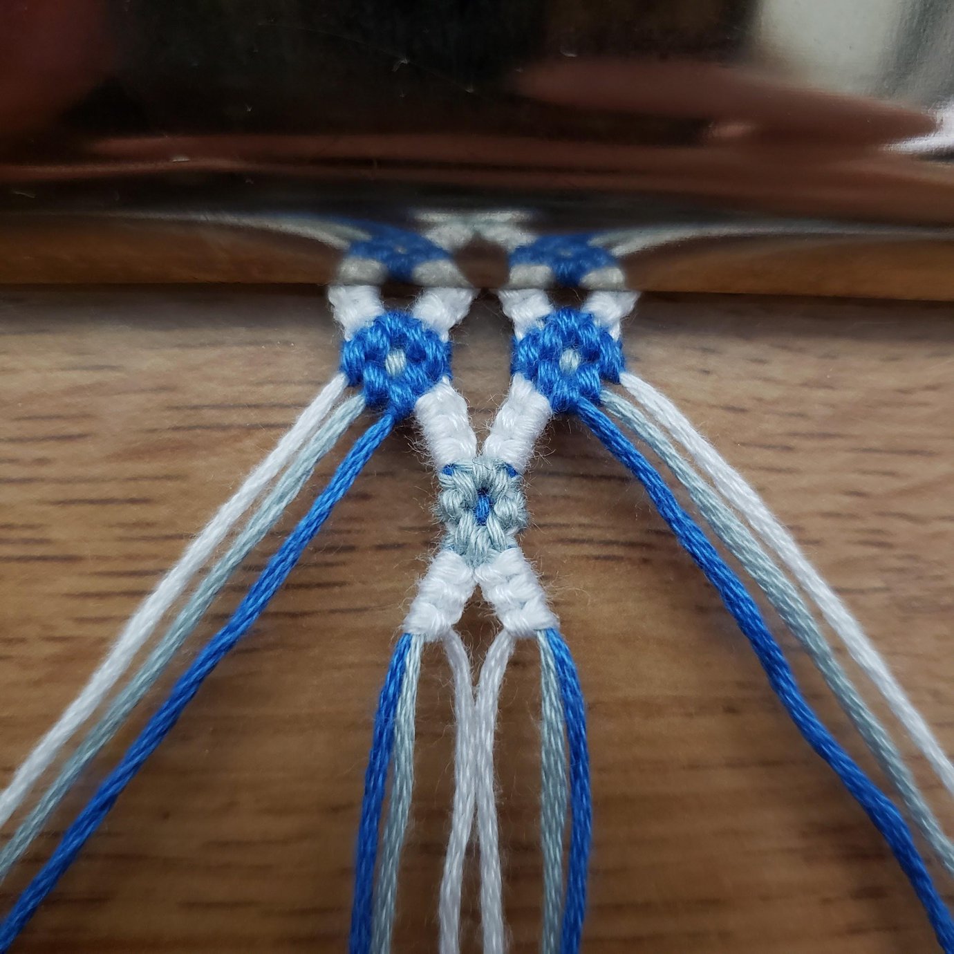 Double Daisy Chain Bracelet tutorial | BraceletBook