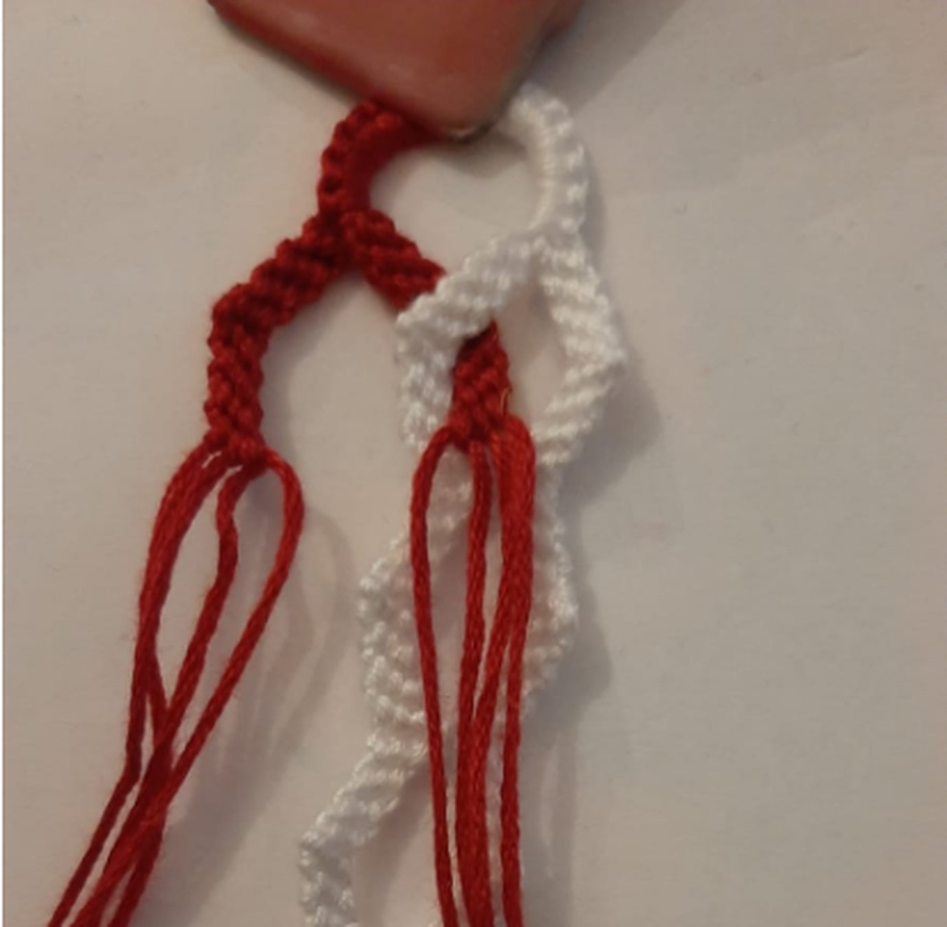 Linked Lace Bracelet tutorial | BraceletBook