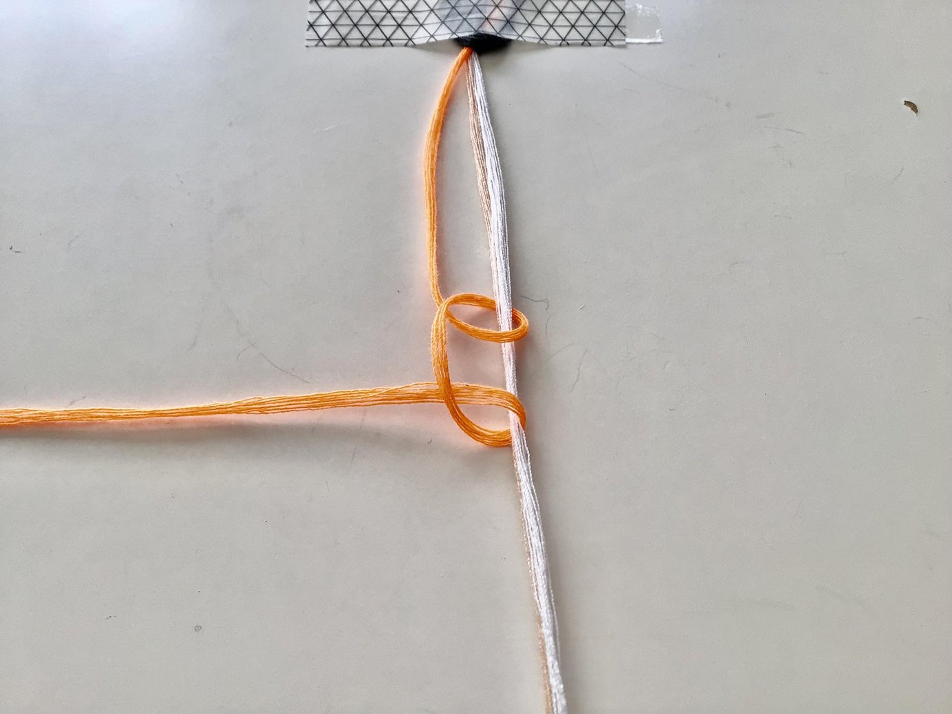 Daisy Chain Bracelet tutorial | BraceletBook