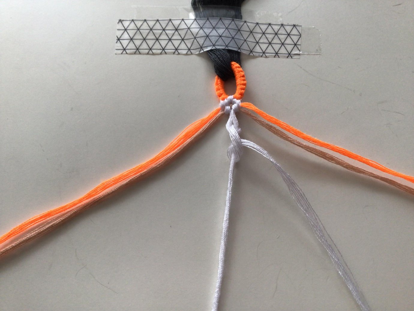 Daisy Chain Bracelet tutorial | BraceletBook