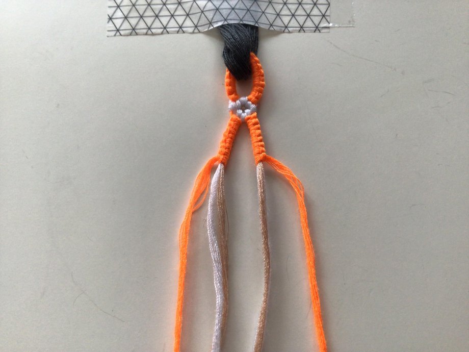 Daisy Chain Bracelet tutorial | BraceletBook