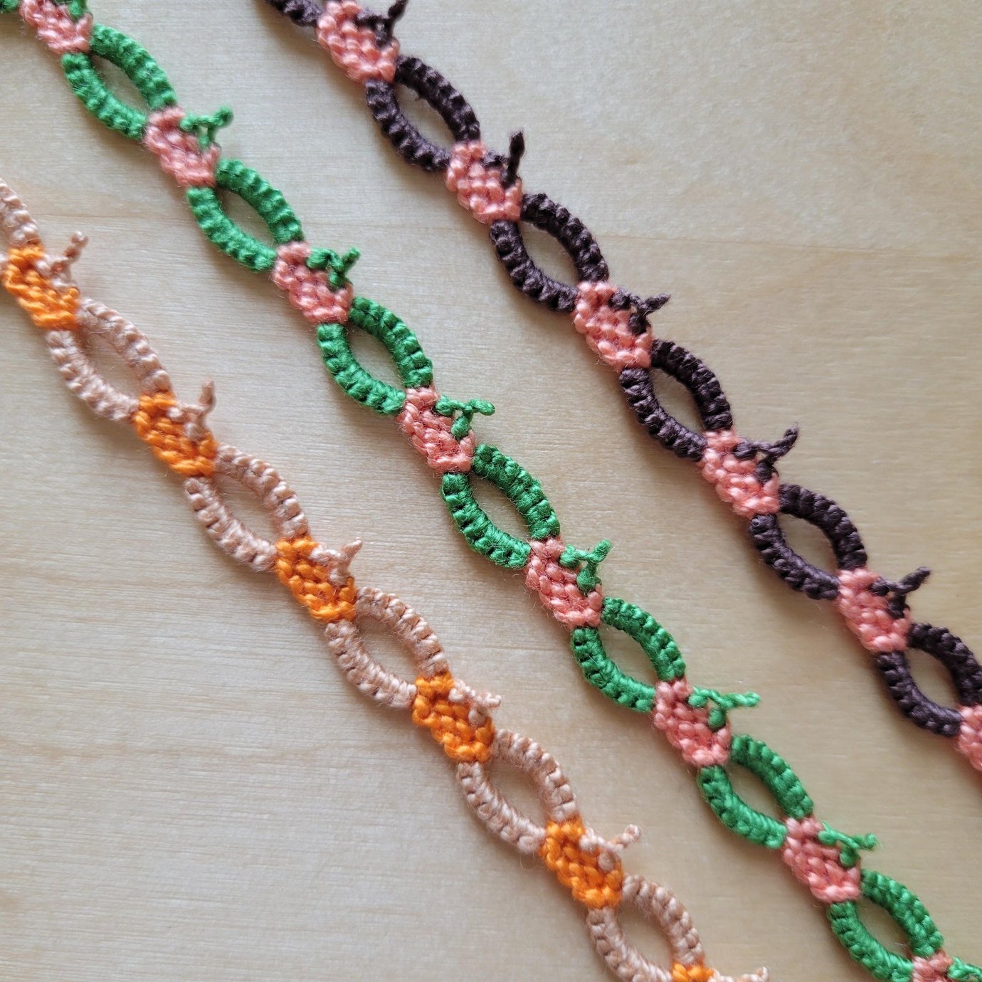 Pumpkin Chain Tutorial tutorial | BraceletBook