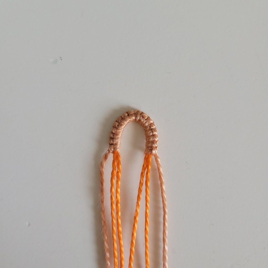 Pumpkin Chain Tutorial tutorial | BraceletBook