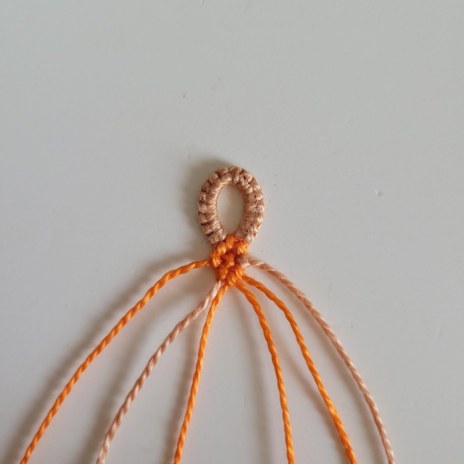 Pumpkin Chain Tutorial tutorial | BraceletBook