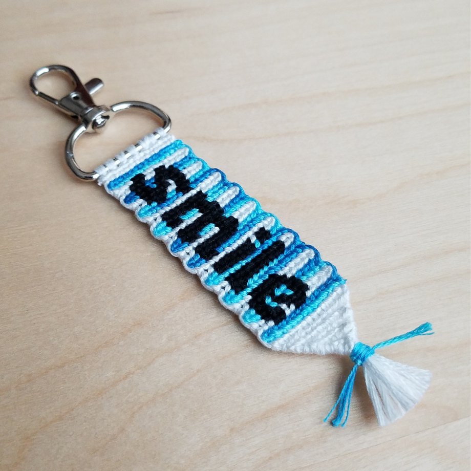 How to Add a Vertical Wave to Simple Text Patterns tutorial | BraceletBook