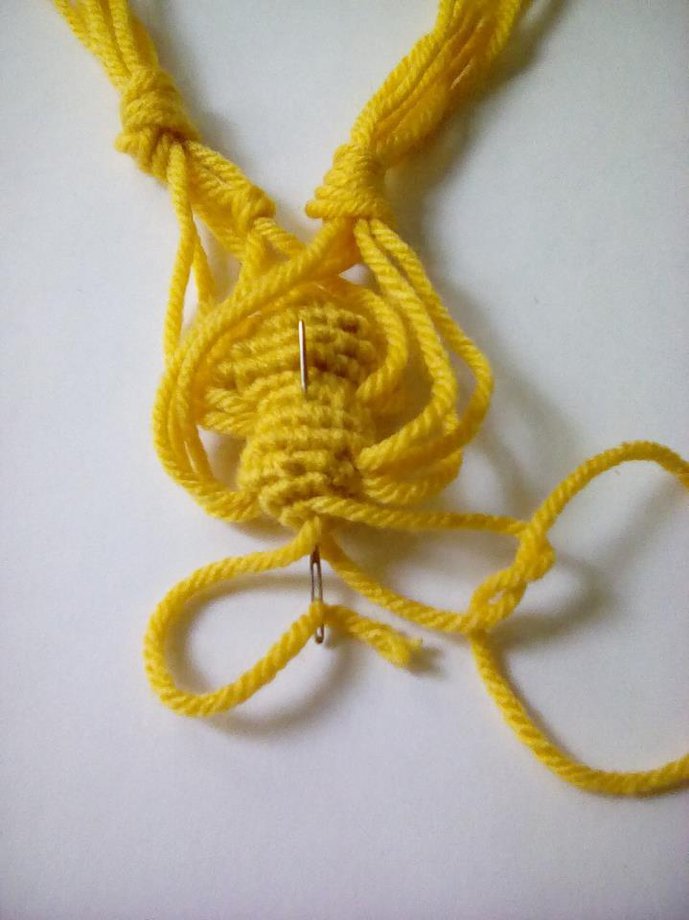 3D Macrame Frog tutorial | BraceletBook