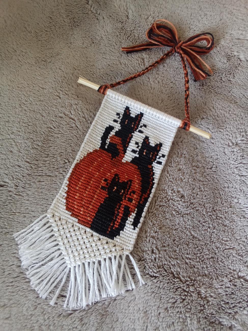 Macrame endings for alpha wallhangings & keychains tutorial | BraceletBook