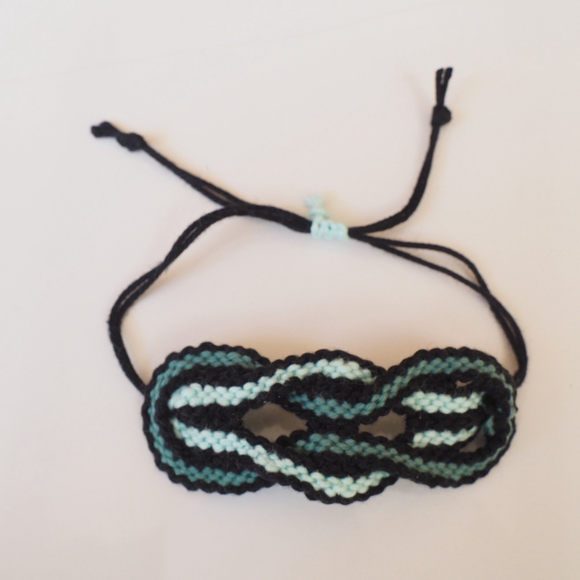 How to start/end your bracelet with an arch tutorial | BraceletBook
