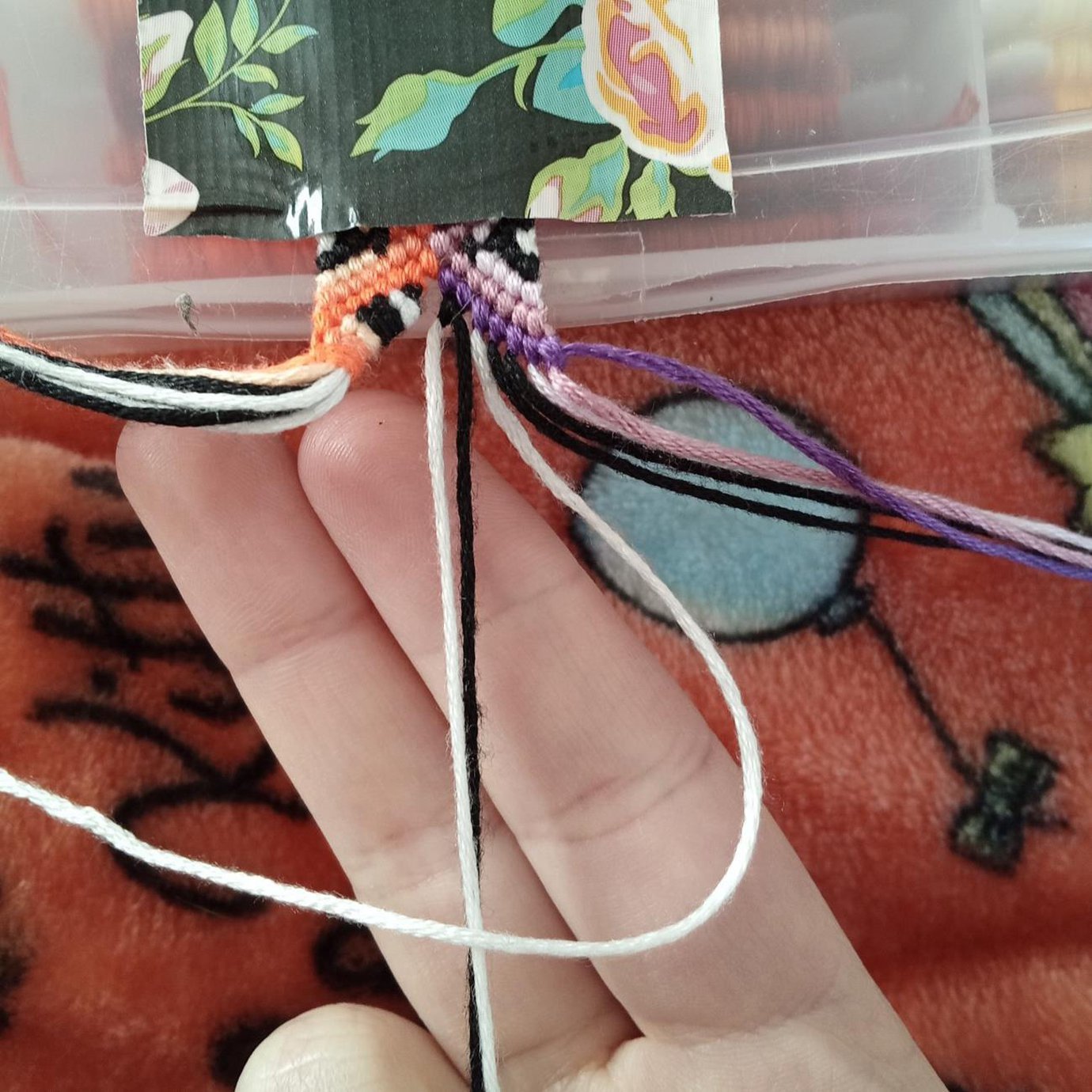 How to make W-shaped endings for normal patterns tutorial | BraceletBook