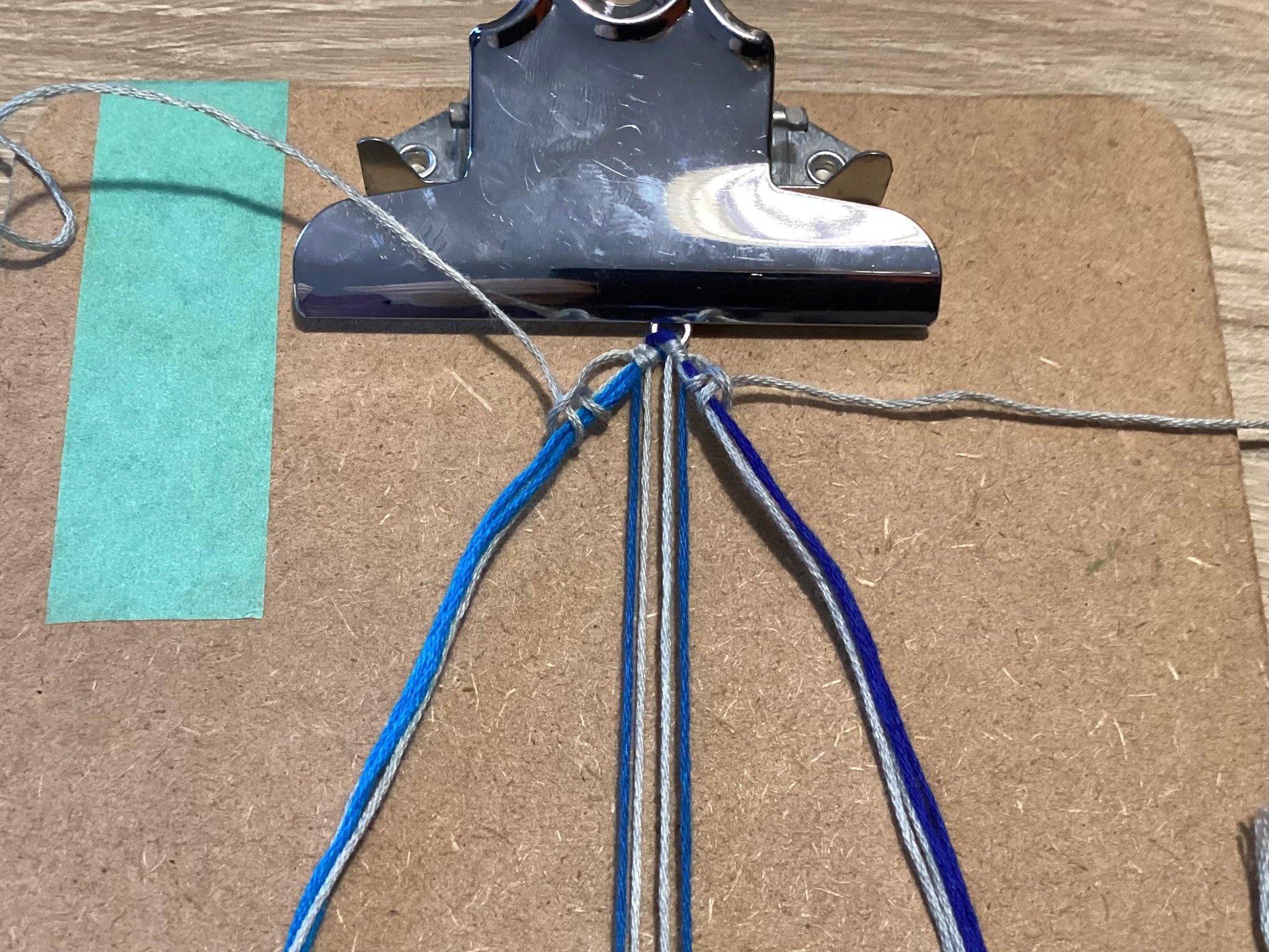 Shaped Border Technique tutorial | BraceletBook